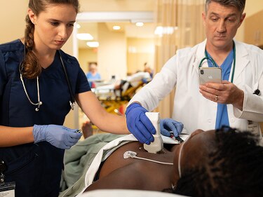 Vscan Air™ Advanced Critical Care Ultrasound Solutions | GE Healthcare ...